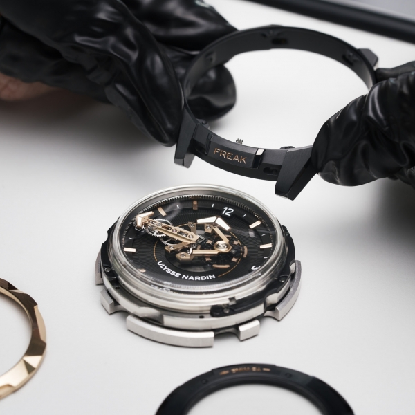 Ulysse Nardin Freak ONE - Loupiosity.com